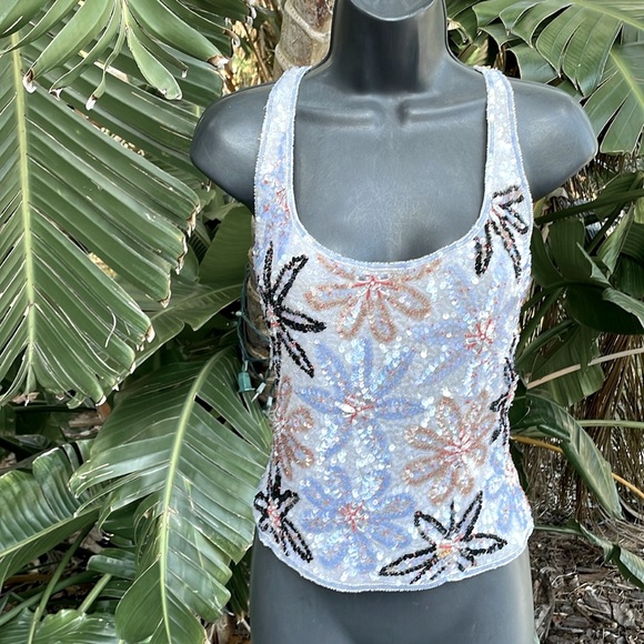 Adrianna Papell | Tops | Outrageously Darling Darling Darling Adriana ...